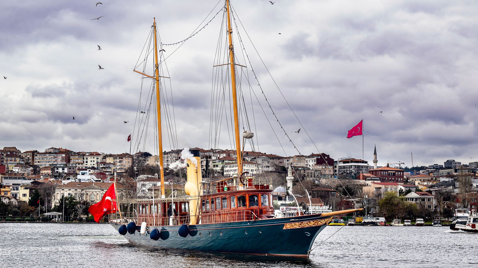 Cangarda: World's only surviving US steam yacht relaunched following ...